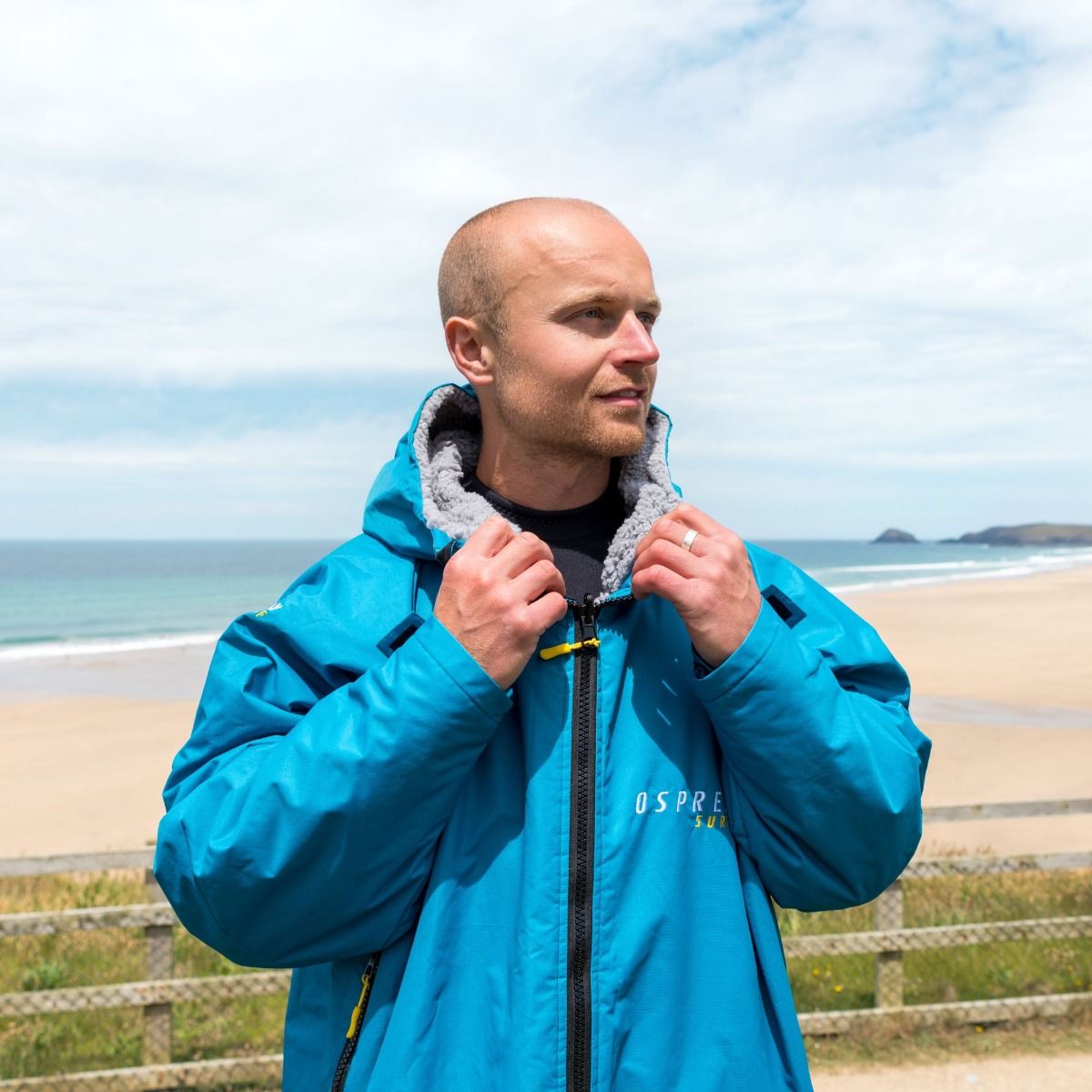 Adult Changing Robe - Blue | Surf Accessories | Osprey